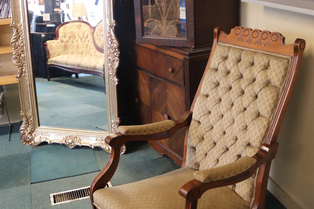 Unique Pawn & Gifts - Gallatin County Tourism • Gallatin County, Kentucky