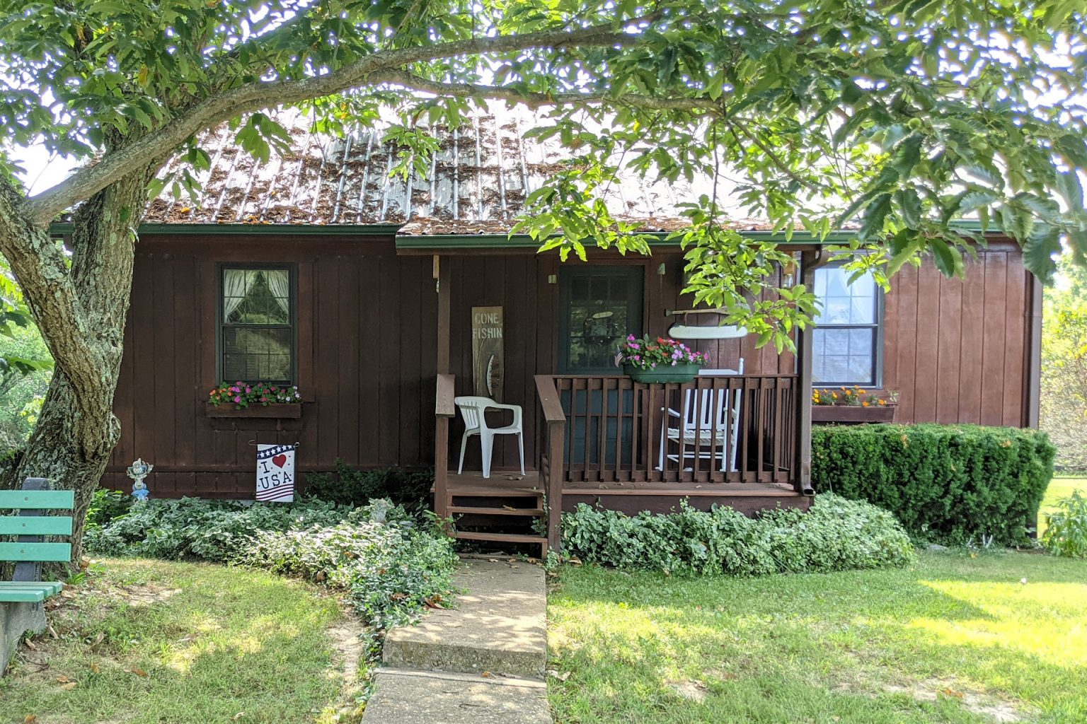 Backwood Acres B&B - Gallatin County Tourism • Gallatin County, Kentucky